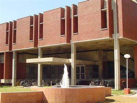 Iit Kanpur Invites Applications For Emasters Degree In Cyber Security Timelinedaily