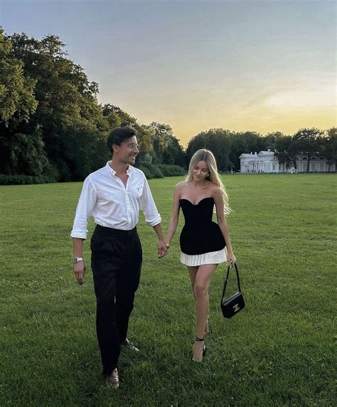 Pin De Carolina Gil Montesinos Em Outfit Ideas🌸 Fotos Ousadas De Casal Fotografia De Casais