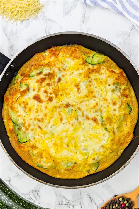 4 Ingredient Zucchini Frittata Go Cook Yummy