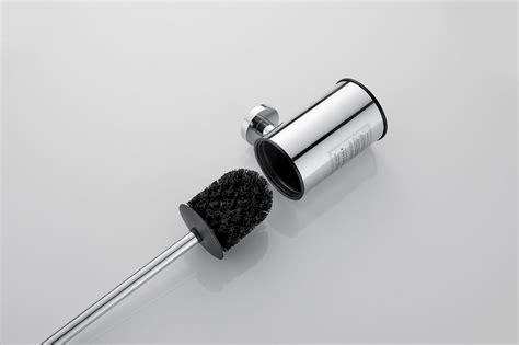 Луксозна златна четка за тоалетна монтирана на стена под държач за четка за тоалетна без