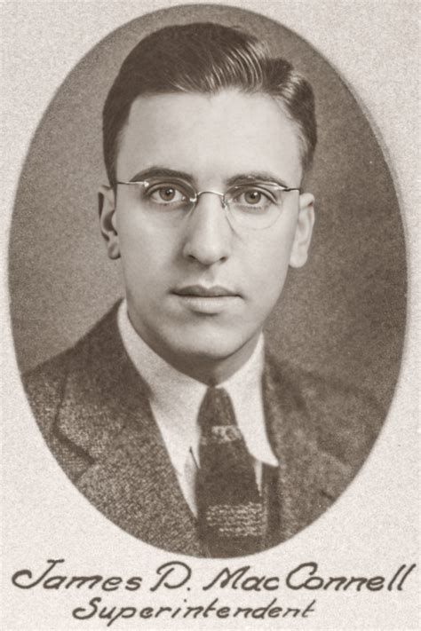 Dr James D Macconnell Gladwin County Trend Setter Gladwin County Record And Beaverton Clarion