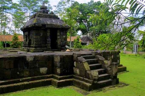 Candi Klero Tengaran Jawa Tengah Halaman 1