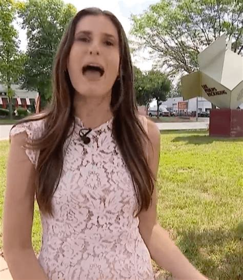 Jenn Seelig Rcurvynewswomen