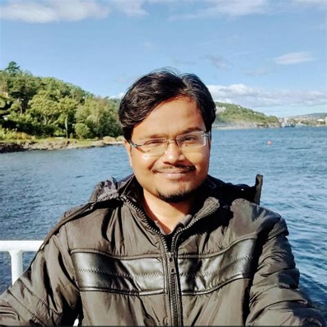 About Srinjoy Das Medium