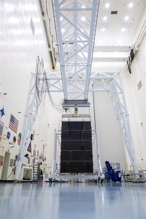 Nasas Ambitious Odyssey Europa Clipper Mission Advances With Solar