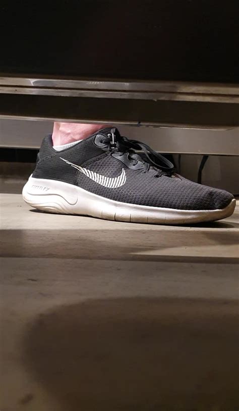 Candid Nike Snekaers