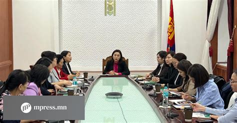 ХНХЯ НИТХ ын дэргэдэх эмэгтэйчүүдийн зөвлөл хамтарсан хэлэлцүүлэг зохион байгууллаа