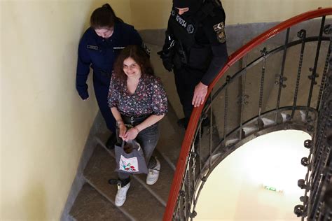 Italian Woman Held In Hungary To Remain In Jail Reuters