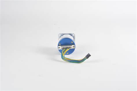 Radiall R584 432 734 0-18GHz 12V 5-Pole Coaxial Relay – NTC Tech