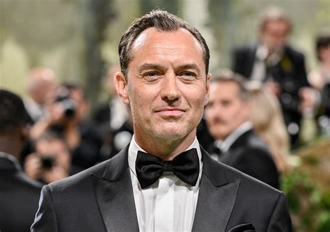 Jude Law Says He Turned Down Playing Superman Lany Singer Hit By Car