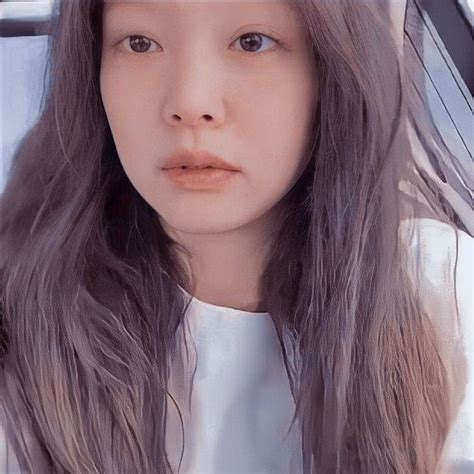 𝘩𝘭𝘪𝘯𝘩𝘩 🦢・₊ Adlı Kullanıcının Balckpink 🫧 Panosundaki Pin Bakken