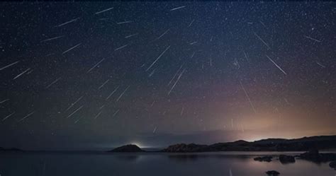 Уживајте во феноменот на небото Метеорски дожд на 12 август Popara Mk