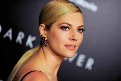Katheryn Winnick Measurements Bio Height Weight Shoe And More