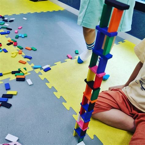 호아스쿨 영어유치부 체육수업 영어유치원의 체육 수업은 정규 수업과 방과 후 수업으로 나누어집니다