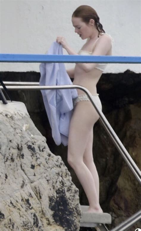 Emma Stone Ass 63 Photo