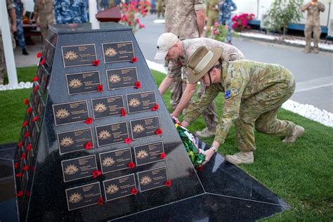 86 Susan Coyle — Life On The Line Podcast