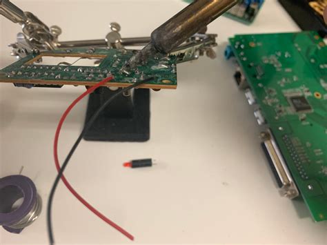How To Safely Desolder Electronic Components For Reuse 9 Steps With