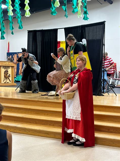 Rivercrest School District Rivercrest School District