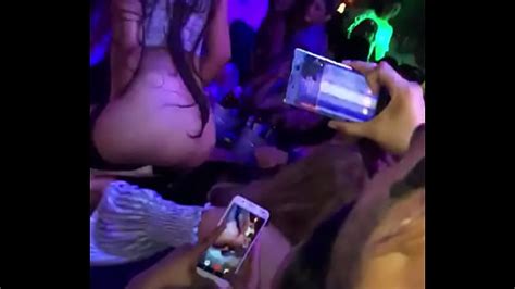 Lady Perreo Undressing In Front Of The Public Xxx Mobile Porno
