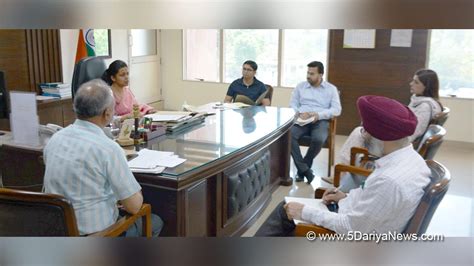 Dc Aashika Jain Reviews Ongoing Procurement Operations