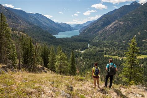 Hiking In Lake Chelan Lake Chelan Chamber Of Commerce