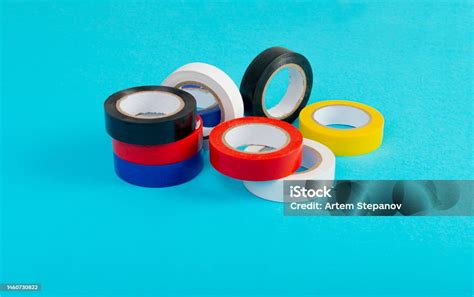전기 테이프 격리 플라스틱 덕트 테이프 롤 흰색 배경에 컬러 접착 테이프 0명에 대한 스톡 사진 및 기타 이미지 0명 건강