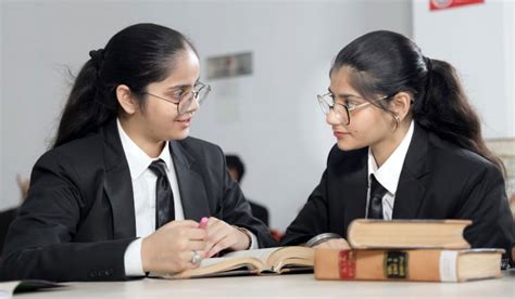 Ba Llb Vs Ba Llb Hons Which Course Is Right For Your Legal Career
