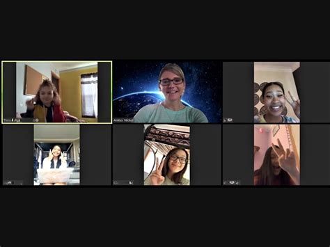 Virtual Group Helps Students Navigate Middle School Amid COVID 19