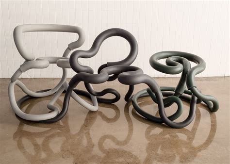 Arandalasch Unveils Loopy Chairs Made Of Metal Pipes