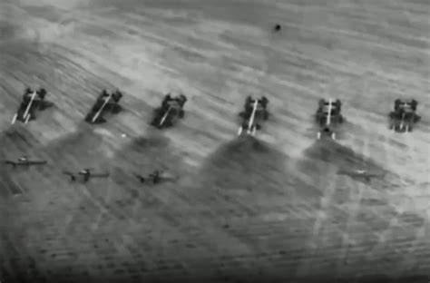 Масовані пуски БпЛА «Чаклун В рідкісні кадри нічних атак Читайте на Ukr Net