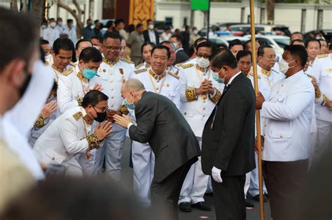 ប្រតិភូក្រសួងមុខងារសាធារណៈ ចូលរួមព្រះរាជពិធីពន្លត់ទៀនជ័យ ក្នុងឱកាសខួបអនុស្សាវរីយ៍លើកទី៦៩