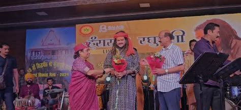 उत्तराखंड पहुंचे सिंगर Hansraj Raghuwanshi कुंजापुरी मेले में बिखेरा अपनी आवाज का जादू The