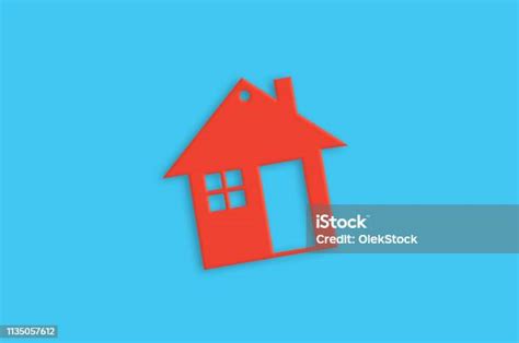 파란색 테이블에 창과 문이 있는 빨간색 플라스틱 집 1 개 평면도 가정용 컨셉 가정 생활에 대한 스톡 사진 및 기타 이미지 가정 생활 개념 거래자 Istock