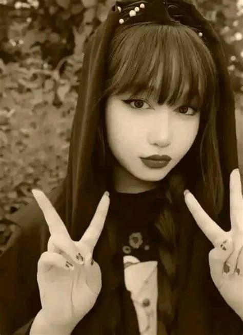 داکتر مریم متخصص نسایی ولادی و حل مشکلات جنسی خانمها و آقایان Kabul