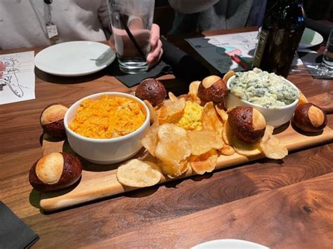 Driftwood Grille 84 Photos And 89 Reviews 17w648 22nd St Oakbrook
