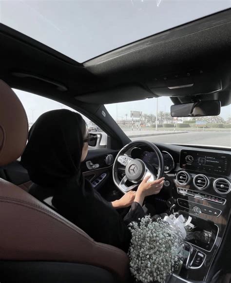 Hijaby Girl 🧕🏻🖤🌼 In 2025 Rich Girl Lifestyle Rich Women Lifestyle