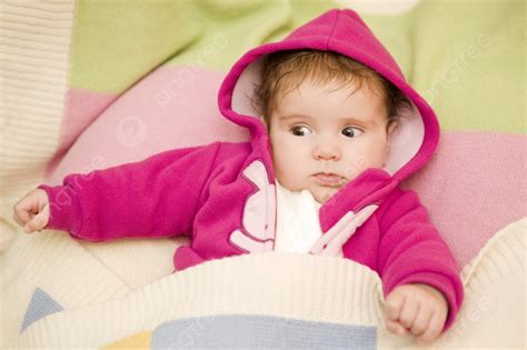 어린 아기 초상화 스튜디오 아름다운 사진 배경 및 무료 다운로드를위한 그림 Pngtree