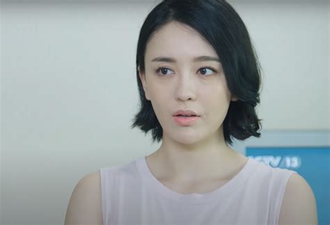 Đi gặp bạn trai quen qua mạng cô gái phát hiện anh là sếp của mình