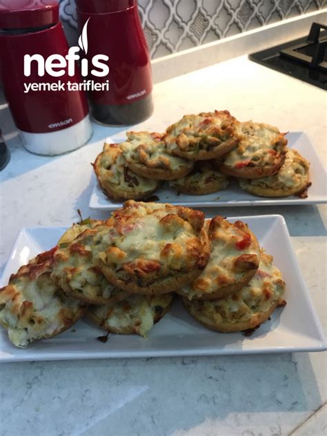 Hamburger Ekmeğinde Tavuklu Pizza Nefis Yemek Tarifleri