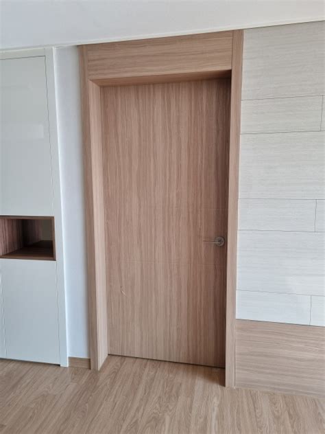 찍힌 문짝 문틀 시공 필름 시공사례 필르미
