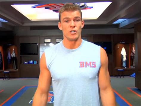 Alan Ritchsons Best Roles Reacher Gloss Hank Hall And Others
