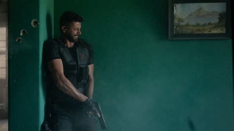 Building Body And Mind Tim Therons Prep For Netflixs Heart Of The Hunter