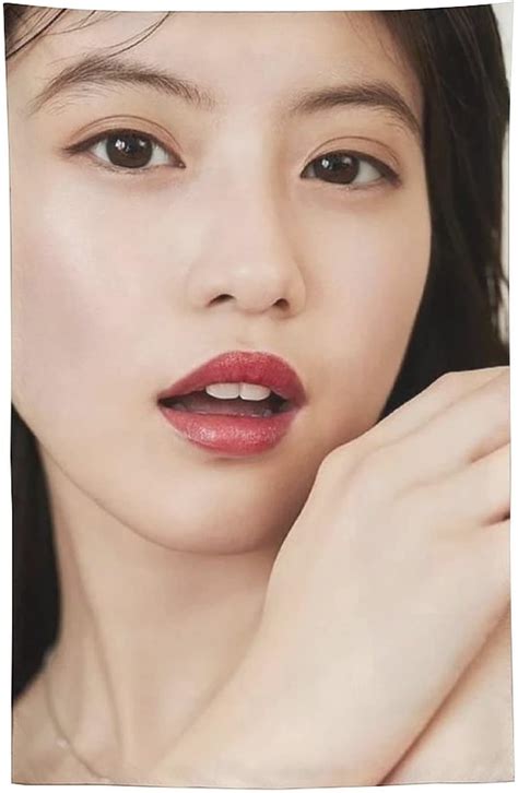 Jp 今田美桜 写真 女優 グラビアアイドル セクシー 可愛い 水着 下着 タペストリー 可愛いしさト現代 印刷 版画 壁掛け 壁の絵 部屋飾り60x90