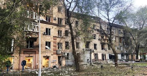 Відомо про трьох загиблих та 12 поранених внаслідок ракетного обстрілу Запоріжжя Свідомі