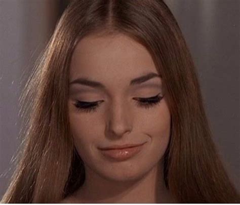 Pin By Bailey Rogers On Celebrity Shrine Goddess Makeup Creative Makeup Looks Pale Skin Makeup