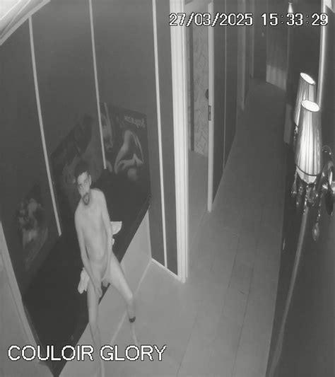 Spy Arab Guy Is Jerking Off In The Sauna On Ipcam