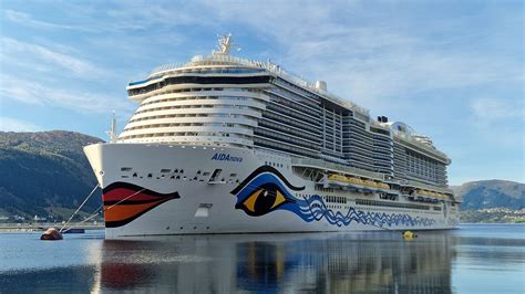 20 Biggest Cruise Ships In The World As Of 2023