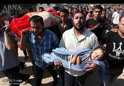 وداع جانسوز پدر فلسطینی با دختر بچه شهیدشتصاویر