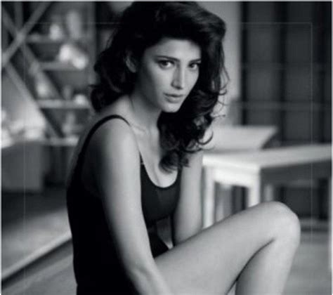 Shruti Hassan Without Makeup Our Top 10 Photos