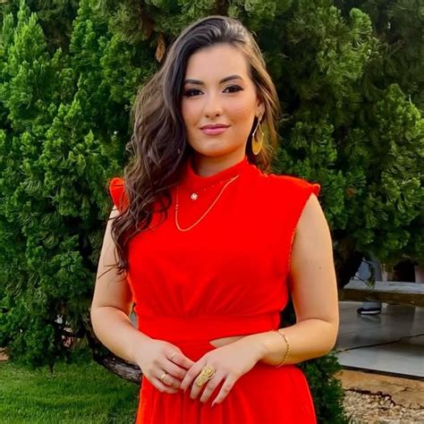 Nathalya Freitas Nathalyafreitas • Threads Say More